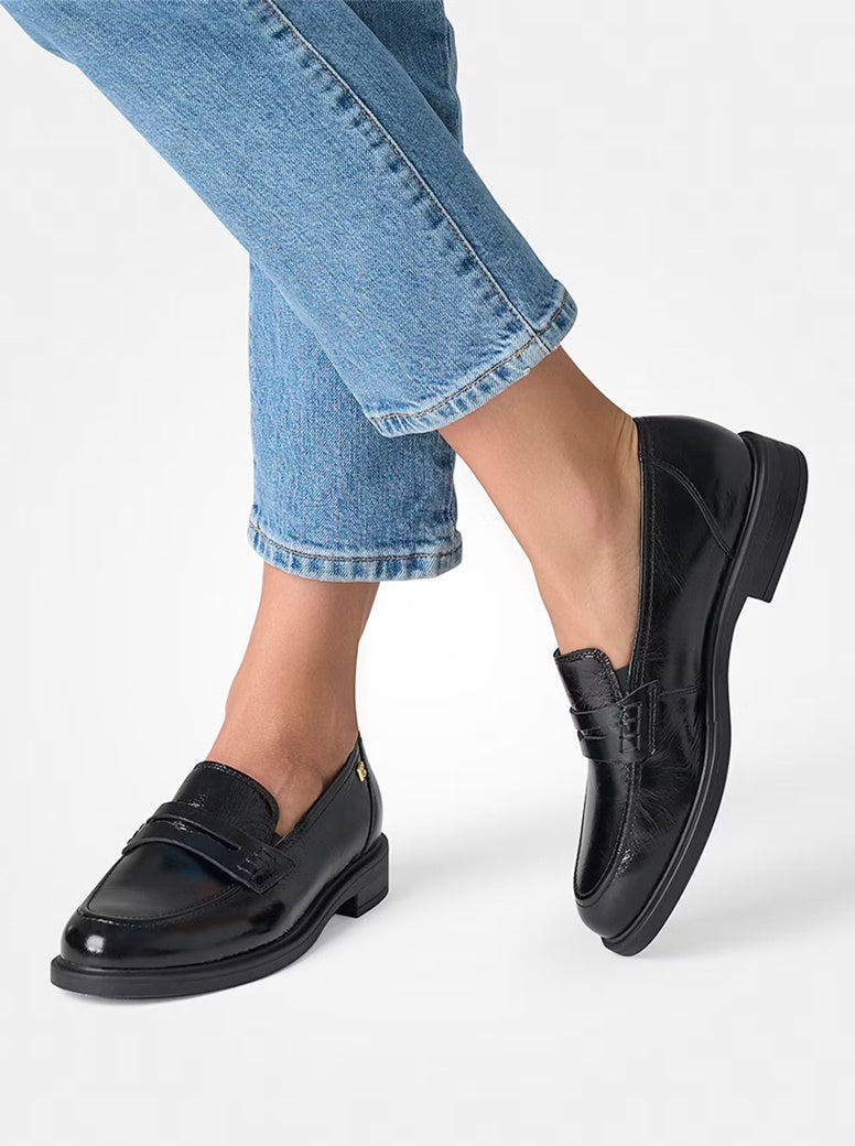 Yale black